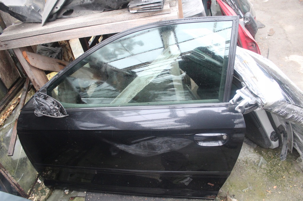 AUDI A3 8P DRZWI LEWY PRZÓD LZ9W - 11933189303 - oficjalne archiwum Allegro