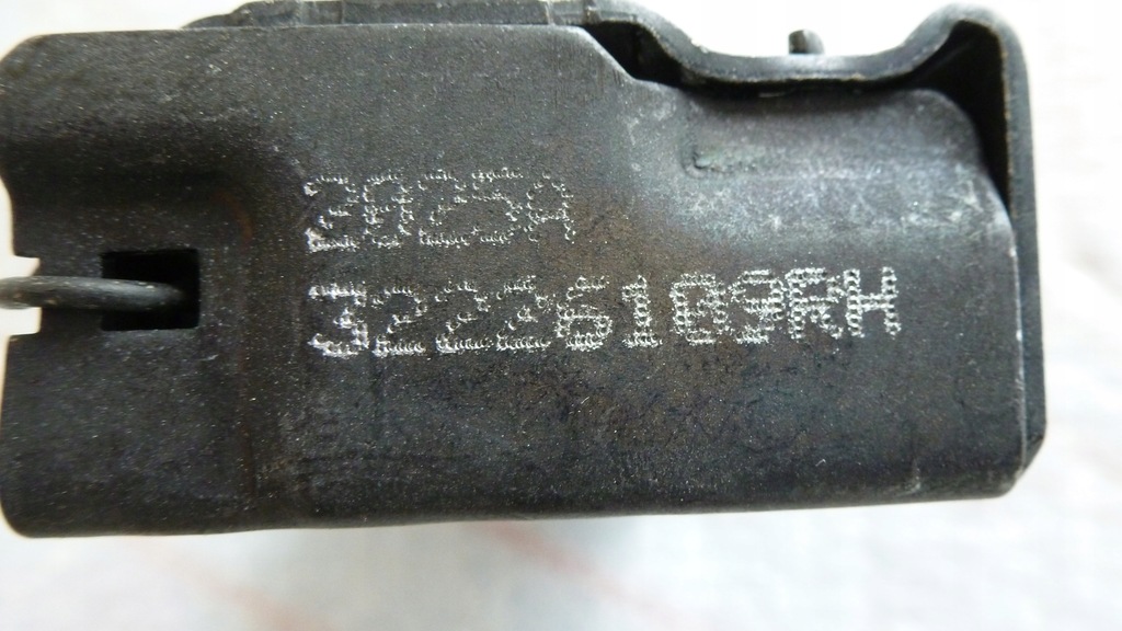 VOLVO V90 XC60 XC90 ZAMEK MASKI PRAWY 32226109 - 12254185180 ...