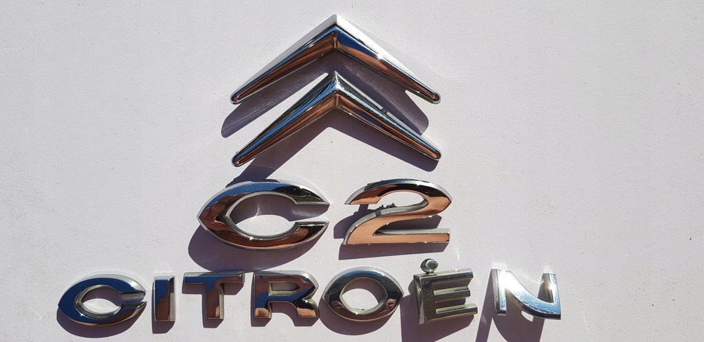 CITROEN C2 LOGO EMBLEMAT ZNACZEK NA TYLNĄ KLAPĘ - 9160623397 ...