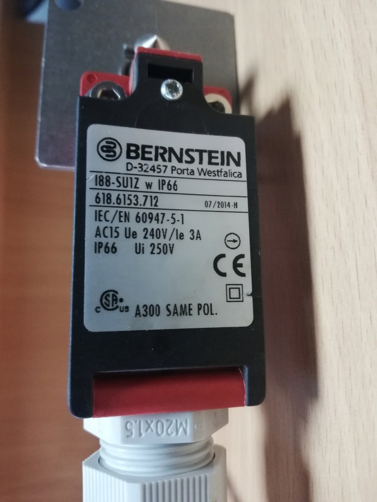 Wyłącznik krańcowy Bernstein D-32457 - 10751940008 - oficjalne archiwum Allegro