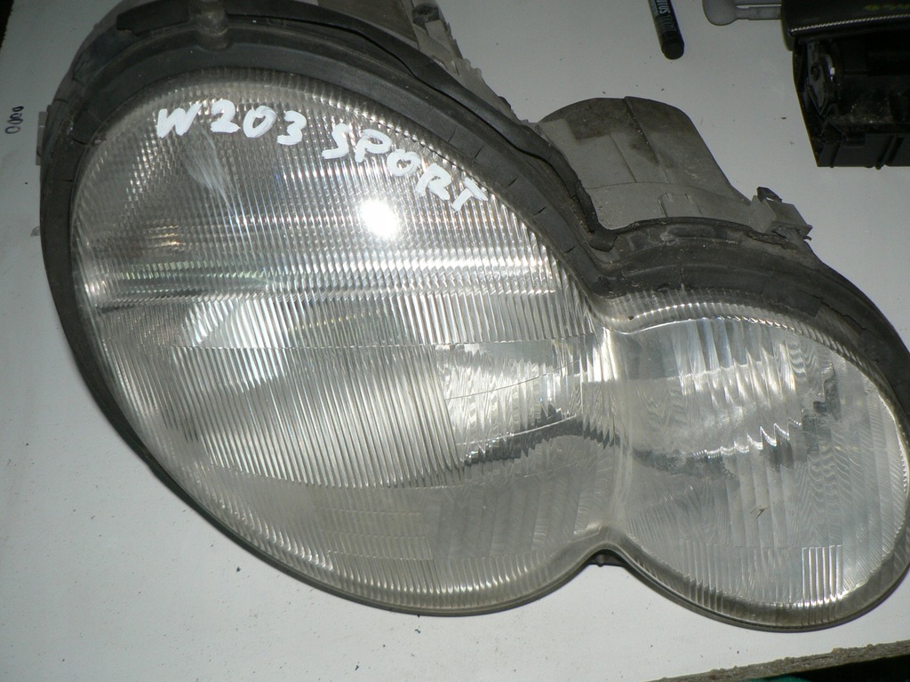 MERCEDES W203 LAMPA PRAWY PRZÓD COUPE - 13533212743 - oficjalne ...