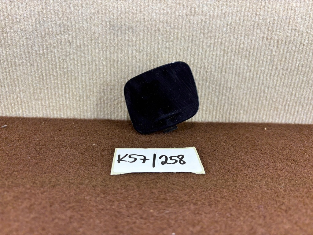 VOLVO S60 2 II 10-18 ROK ZAŚLEPKA HAKA ZDERZAKA TYŁ 30795029 K57/258 ...