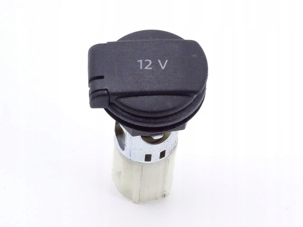 VW GOLF VI 08-13 GNIAZDO ZAPALNICZKI - 13514704461 - oficjalne archiwum ...