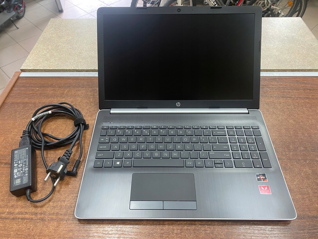 LAPTOP HP 15-db1069nw 15,6'' R7 3700U 16/512GB SSD - 14419115796 ...