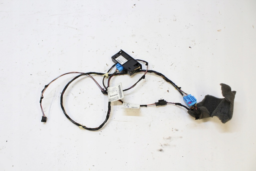 Mercedes B W246 instalacja gniazdo USB A1728202826 - 15191665067 ...