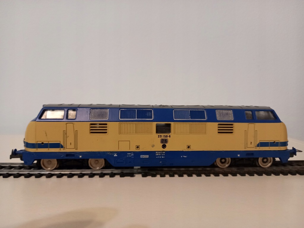 Lokomotywa spalinowa BR 221 Lima H0 - 12734825148 - oficjalne archiwum ...
