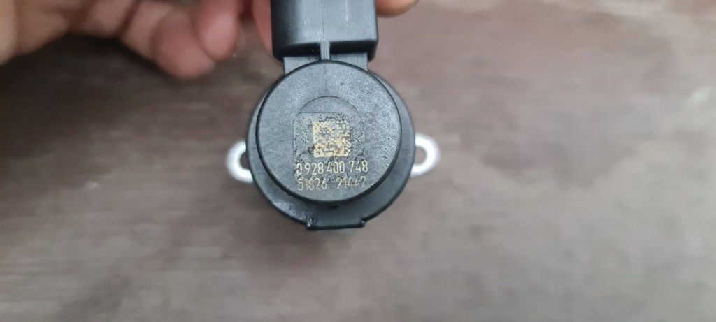 Zawór ciśnienia paliwa 0928400748 passat b8 2.0tdi - 12873998176 ...