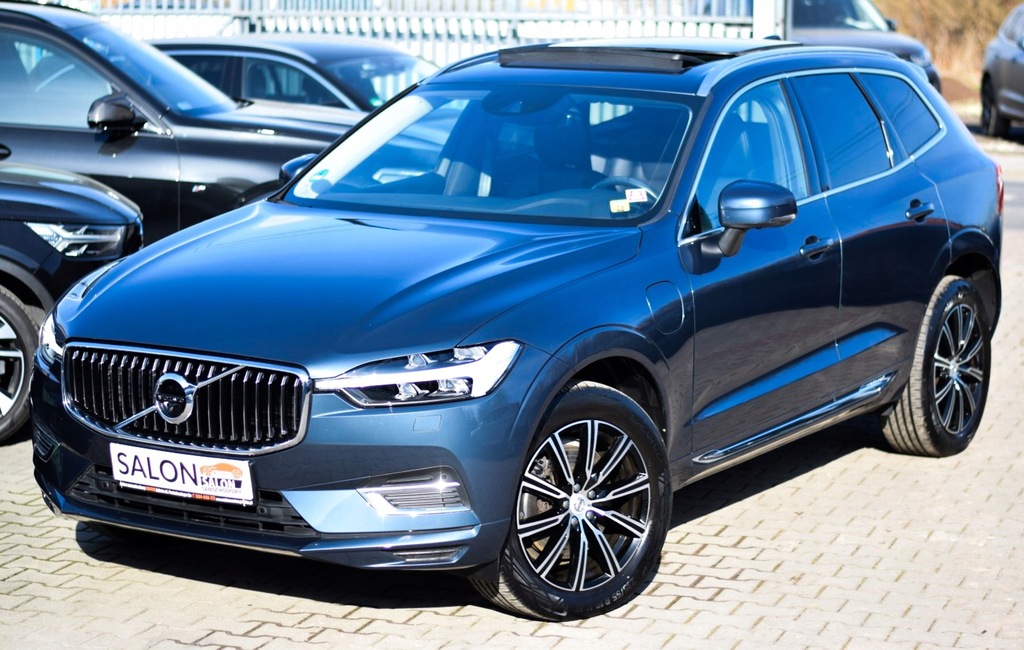 Volvo XC60 T6 350ps Inscription Panorama Hak Harman 2xPamięć Winter ...