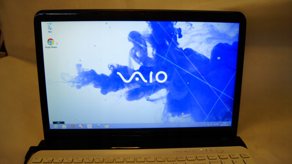 Sony Vaio SVE151G17M i3 AMD Radeon HD 7550M/7650M - 13323259579 ...