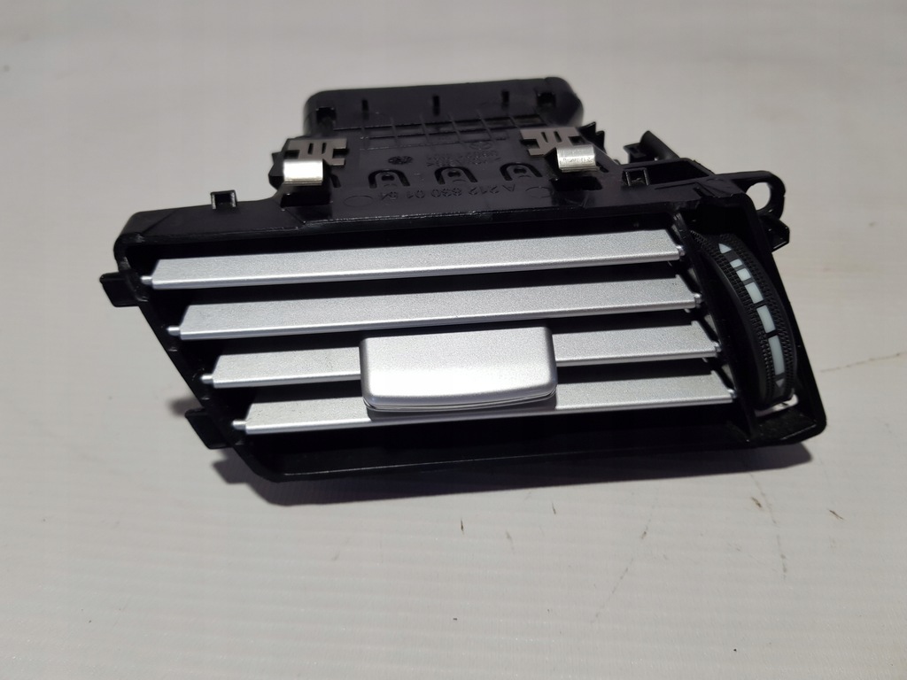 MERCEDES W212 KRATKA NAWIEWU LEWA 2128300154 - 13557716320 - oficjalne ...