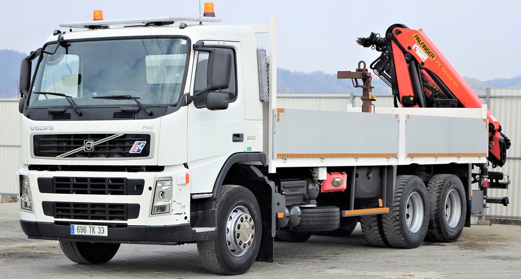 VOLVO FM 300 Skrzynia 6,50m + HDS*6x4* Stan BDB! - 7851085605 ... VOLVO FM 300 Skrzynia 6,50m + HDS*6x4* Stan BDB! - 7851085605 ...