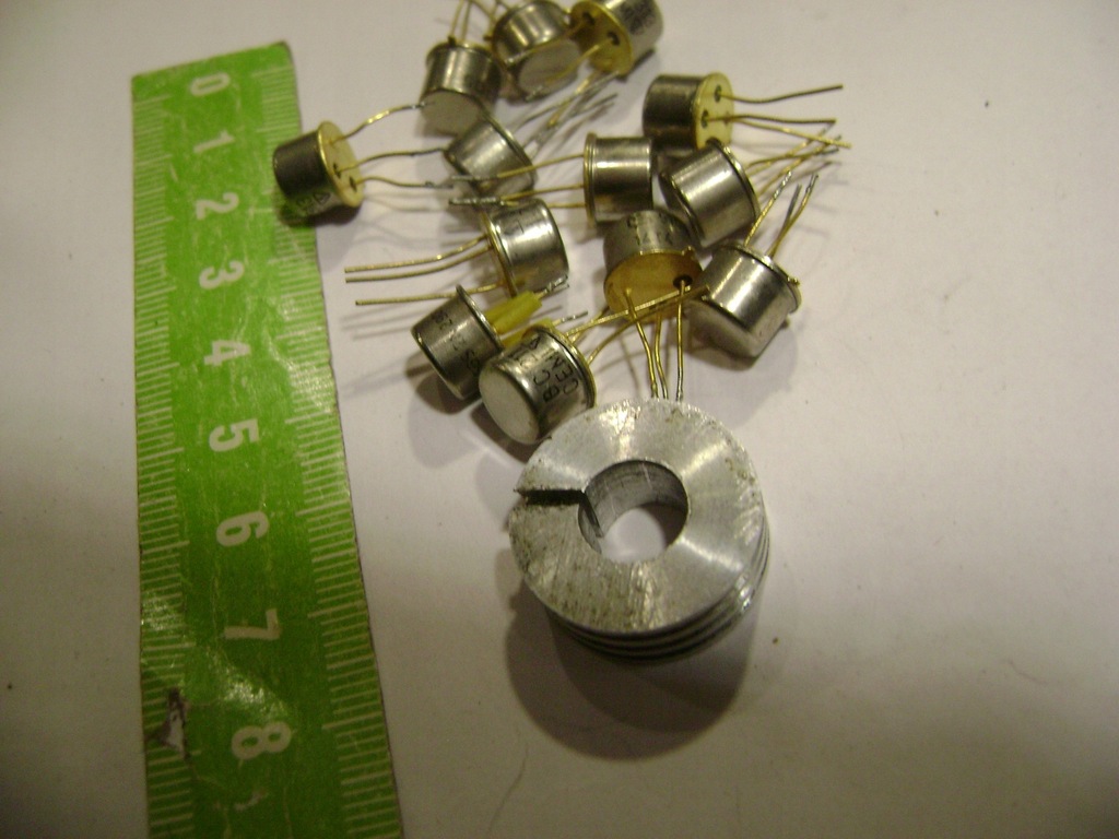 Tranzystor BC 211 npn UNITRA Cemi Z WOJSKA - 10625574329 - oficjalne ...