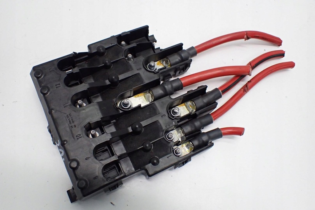 KLEMA SKRZYNKA BEZPIECZNIK SPRINTER W907 W910 21R - 13835860359 - oficjalne archiwum Allegro