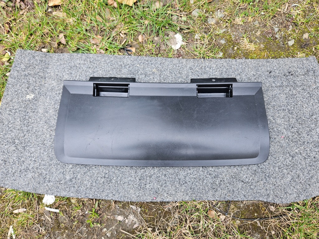 Zaślepka haka Audi Q7 4L0 4L0807819 - 13513951721 - oficjalne archiwum ...