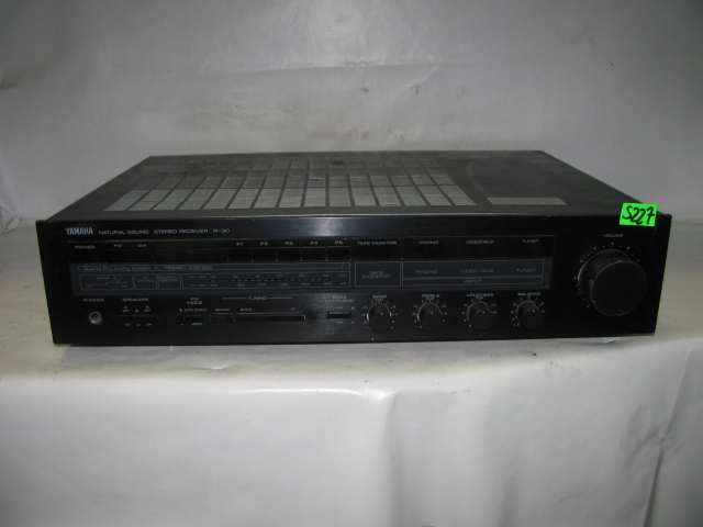 AMPLITUNER YAMAHA R-30 - NR S227 - 12608988340 - oficjalne archiwum Allegro