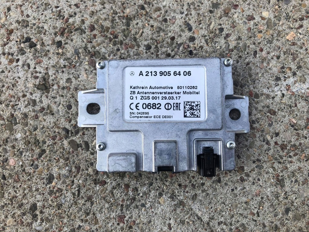 Mercedes W205 W213 W253 wzmacniacz anteny antenowy - 12247298246 ...