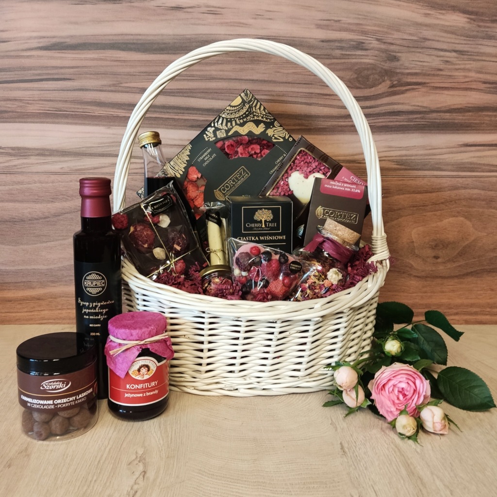 Kosz prezentowy ze słodyczami - 13156766998 - oficjalne archiwum Allegro