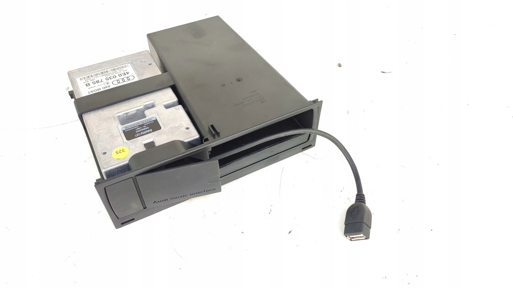 AUDI A4 B8 A5 8T A8 MODUŁ INTERFACE AMI USB - 13933636323 - oficjalne archiwum Allegro
