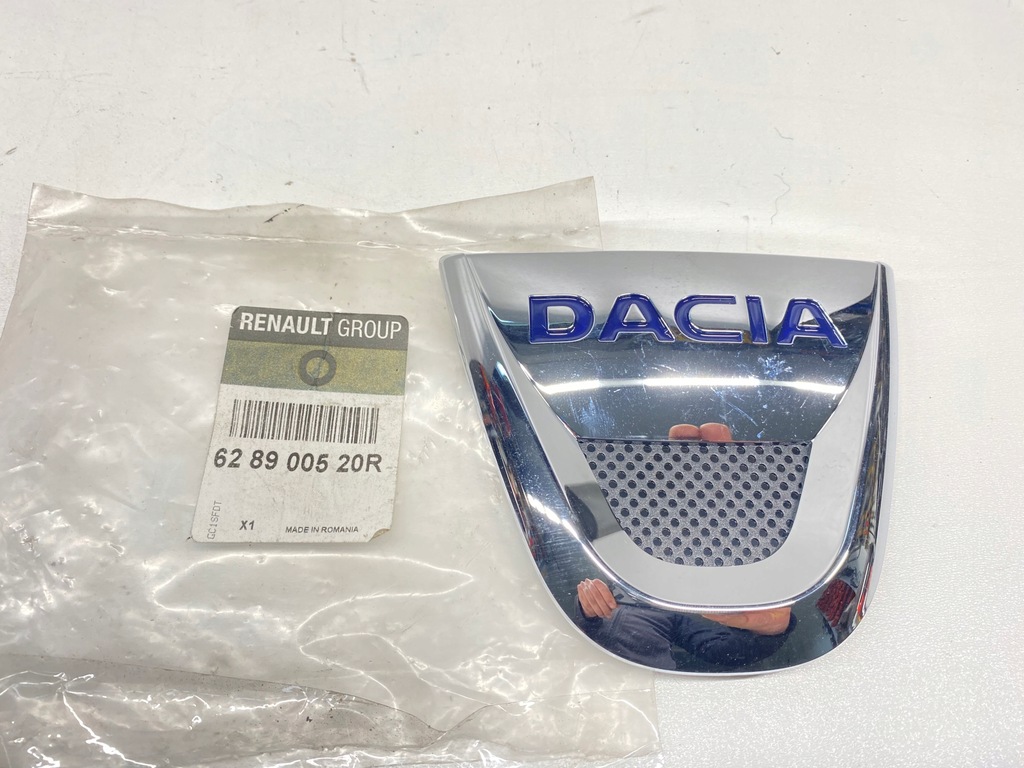 ZNACZEK ATRAPY LOGO EMBLEMAT DACIA DUSTER SANDERO LOGAN - 14701576279 ...