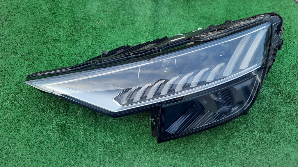 AUDI Q8 4M8 FULL LED MATRIX LAMPA PRZEDNIA - 12754480869 - oficjalne ...
