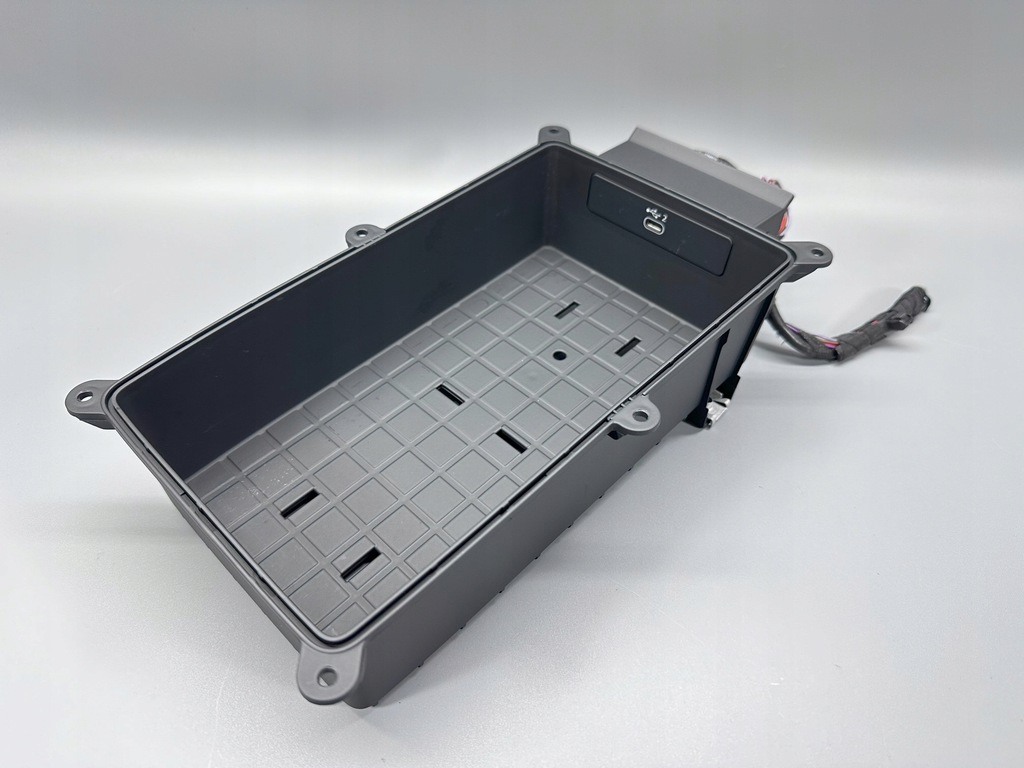 AUDI A4 B9 A5 F5 8W PÓŁKA PODŁOKIETNIKA AMI GNIAZDO PORT USB C ...