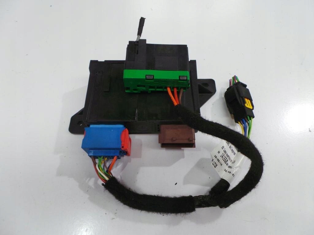 KIA STONIC 2018 MODUŁ STEROWNIK HAKA 9810050080 - 8362411564 ...