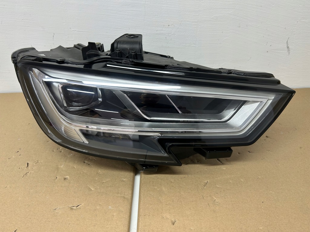 Lampa Prawa Audi A3 8V0 Lift Full Led Kompletna - 14181897083 - oficjalne archiwum Allegro