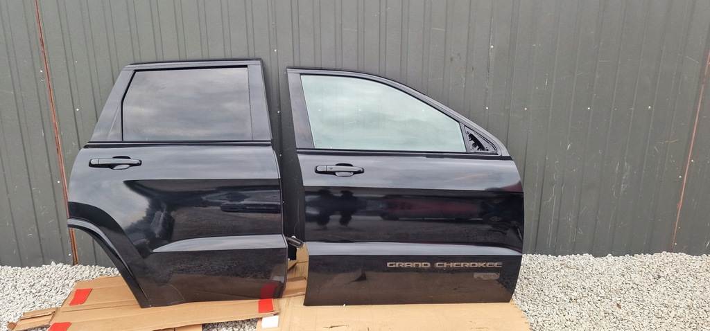 JEEP GRAND CHEROKEE WK2 2014 2015 16 17 18 19 DRZWI PRAWE TYLNE TYL TYŁ ... JEEP GRAND CHEROKEE WK2 2014 2015 16 17 18 19 DRZWI PRAWE TYLNE TYL TYŁ ...