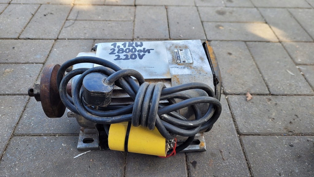 Silnik elektryczny VEM 1.1KW 2800 obrotów 220V 380 - 7708687388 - oficjalne archiwum Allegro