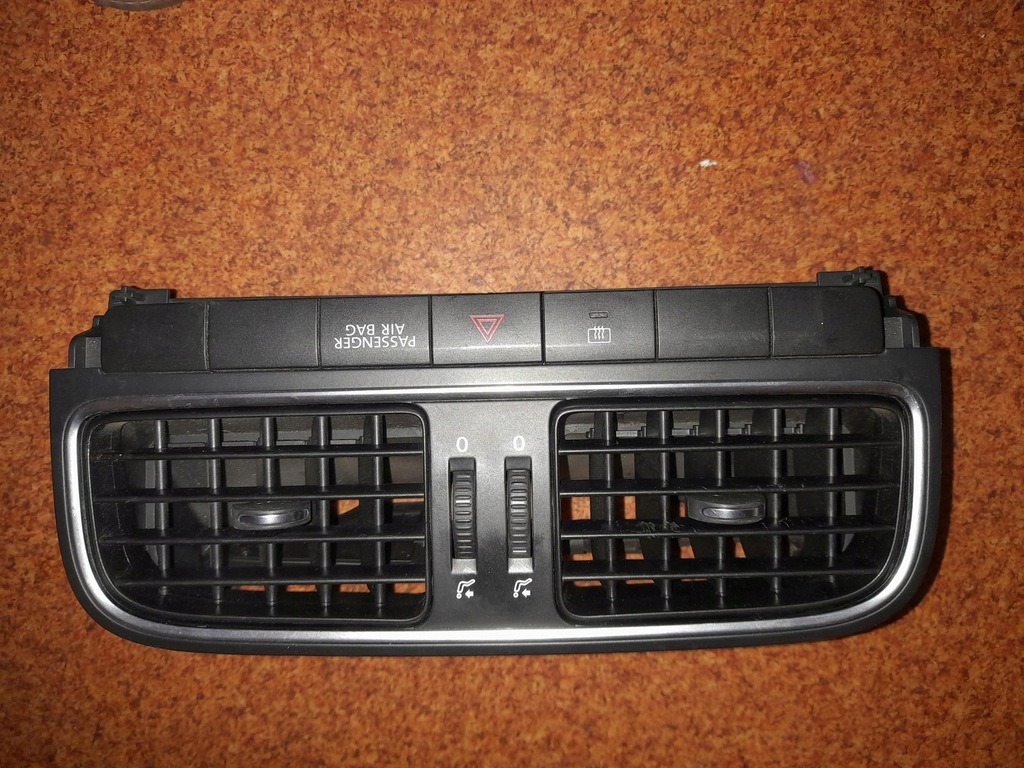 ŚRODKOWA KRATKA NAWIEWU VW POLO V 5 6R0819728 - 12787954008 - oficjalne ...