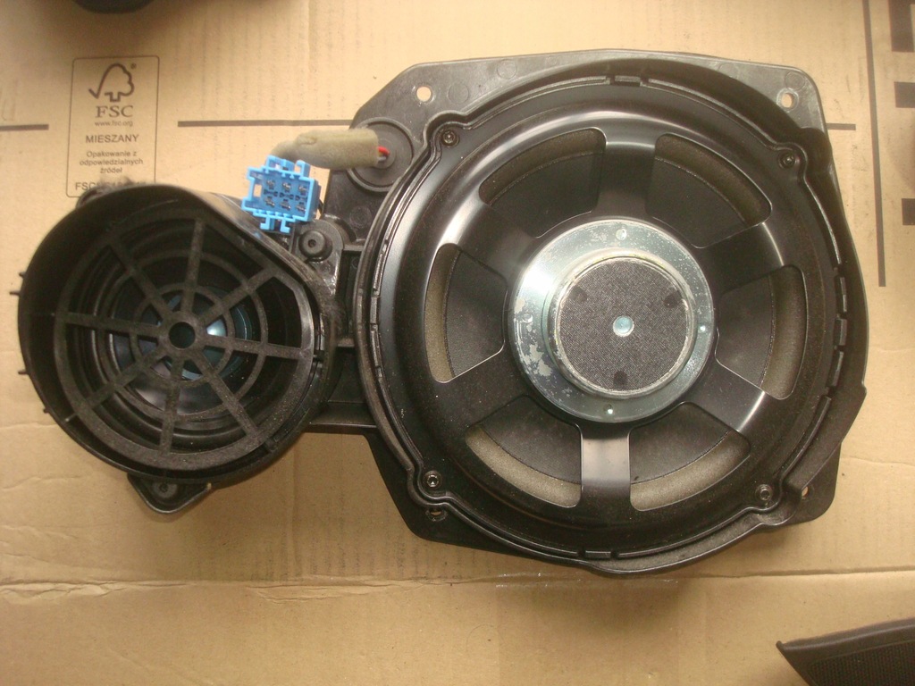 Купить КОМПЛЕКТ ДИНАМИКОВ MERCEDES W221 HARMAN KARDON LOGIC7: отзывы ...
