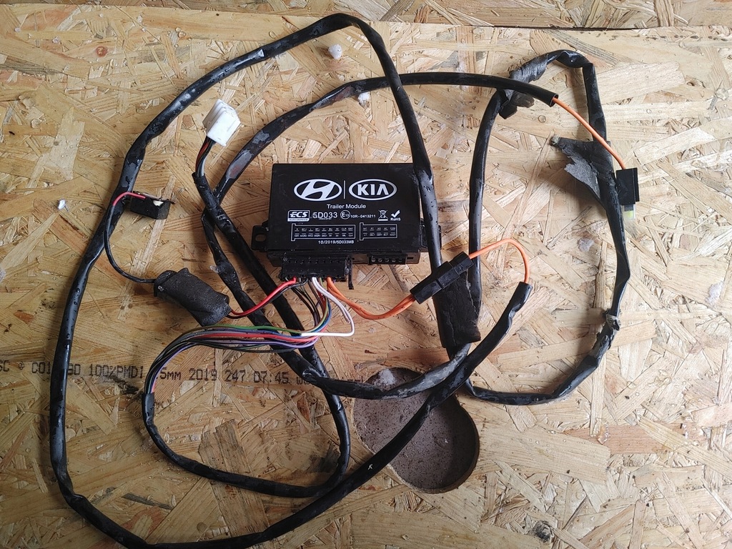 ECS 5D033 moduł sterownik haka + WIĄZKA KIA / HYUNDAI - 14935334071 ...