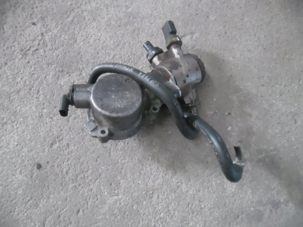 AUDI S4 B8 8K A4 2010 POMPA PALIWA 06E103535A - 8728344083 - oficjalne ...