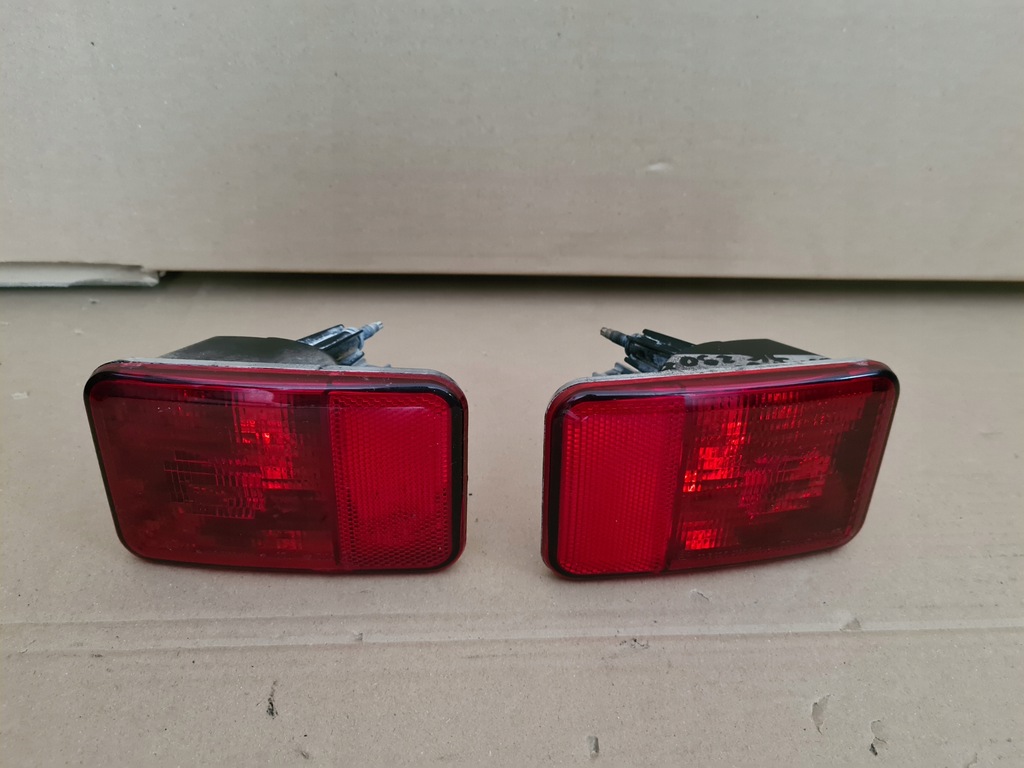 JEEP WRANGLER JK LAMPA PRZECIWMGIELNA TYŁ PRAWA - 11571518738 ...