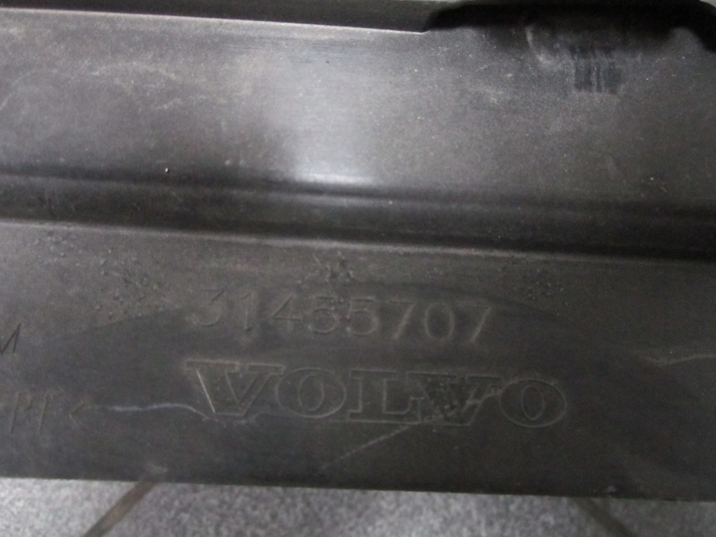 Żaluzja wlot powietrza Volvo V40 31455707 - 8909959256 - oficjalne ...