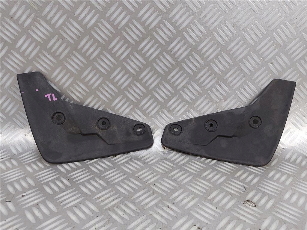 CHLAPACZ Chlapacze TYŁ Volvo XC40 2017- - 14483473871 - oficjalne ...