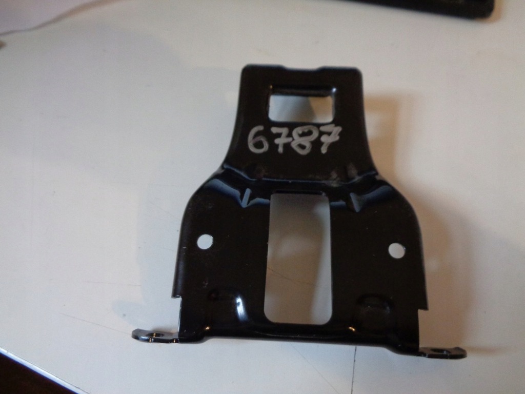 BMW E81 E82 E87 E88 WZMOCNIENIE ZAMKA MASKI - 12466286628 - oficjalne ...