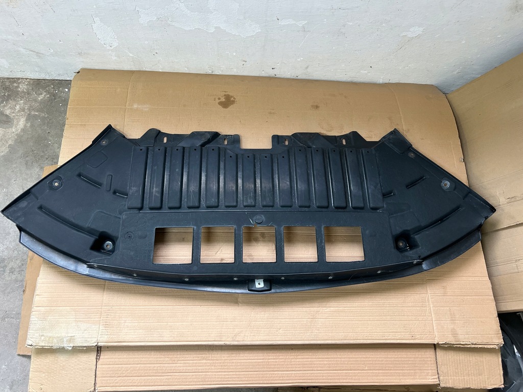 MERCEDES C63s AMG W205 LIFT Płyta Osłona dolna ORY - 14119296432 ...