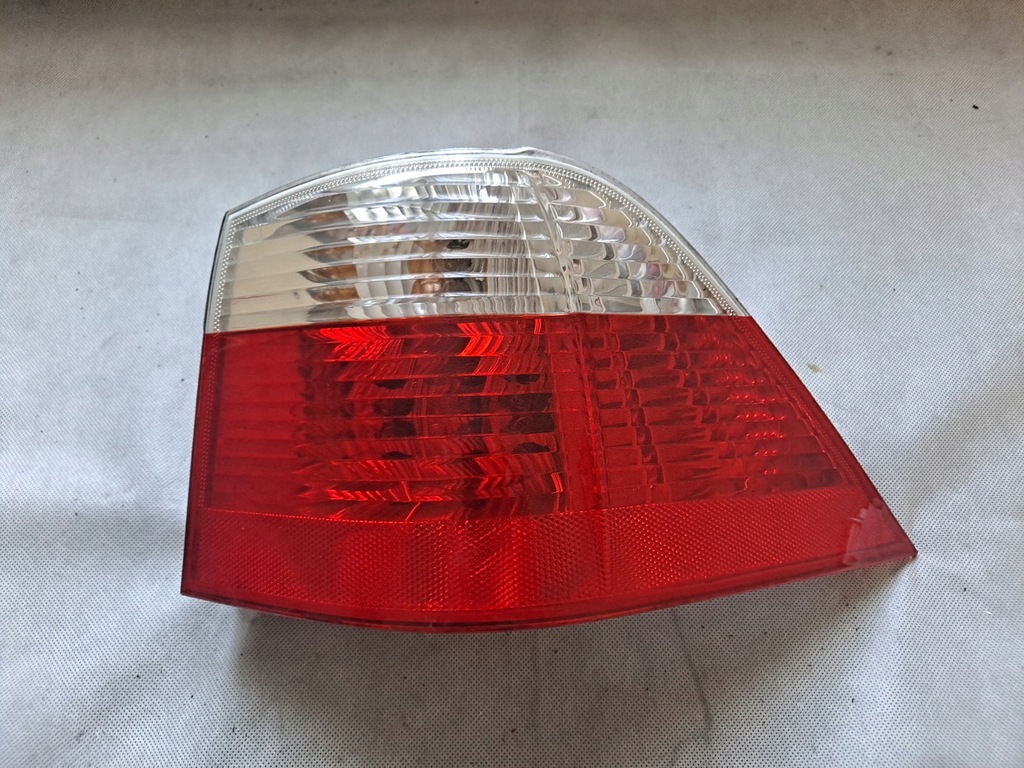 BMW E61 KOMBI LAMPA TYŁ PRAWY 084441943 PRZEDLIFT - 14359101145 ...