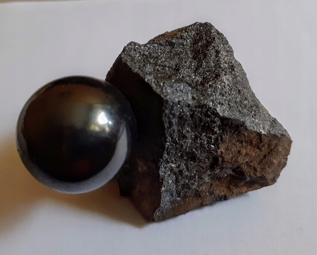 MAGNETYT - Masyw Śnieżnika. - 11248556710 - oficjalne archiwum Allegro