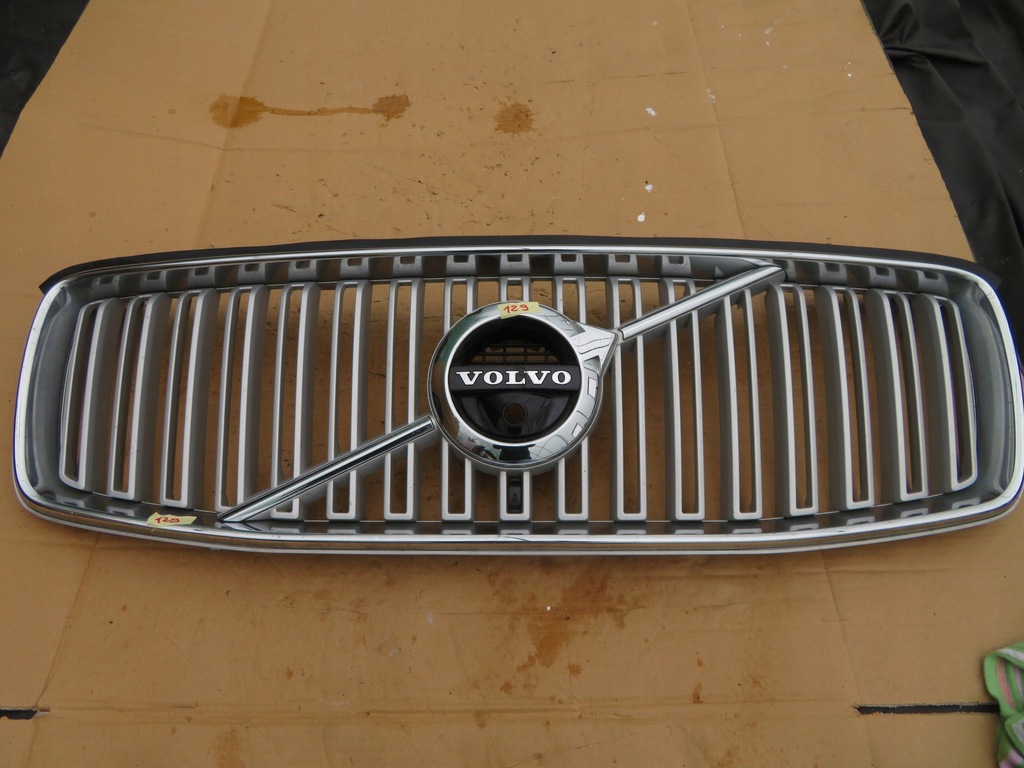 Volvo XC90 atrapa grill emblemat kamera 15- - 14246228690 - oficjalne ...