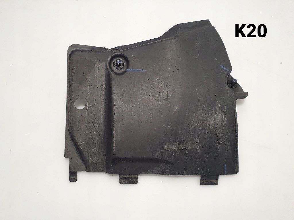 AUDI A4 B9 8W 2017 S-LINE OSŁONA PODWOZIA PRAWA 8W0825202 ORYGINAŁ ...