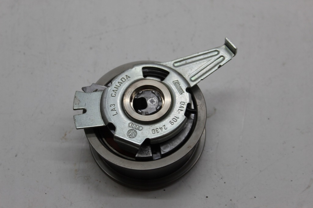 VW GOLF 7 ROLKA NAPINACZA 04L109243D - 8427479125 - oficjalne archiwum ...