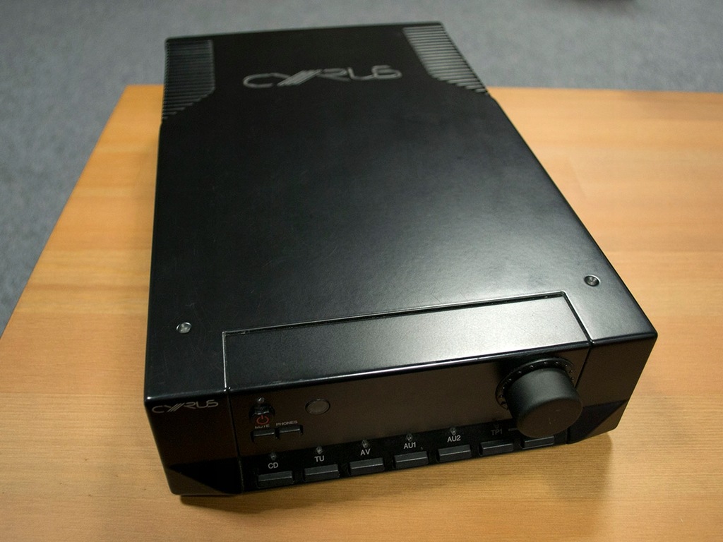 Cyrus 7 amp - wzmacniacz zintegrowany z pilotem - 7644813431 ...