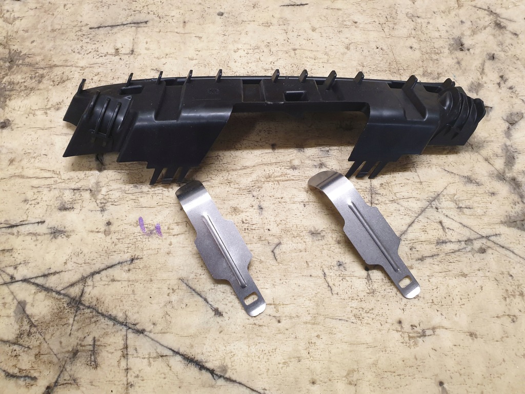 UCHWYT MOCOWANIE REFLEKTORA PRAWE PRZEDNIE BMW X3 G01 X4 G02 5A0E5E8 ...