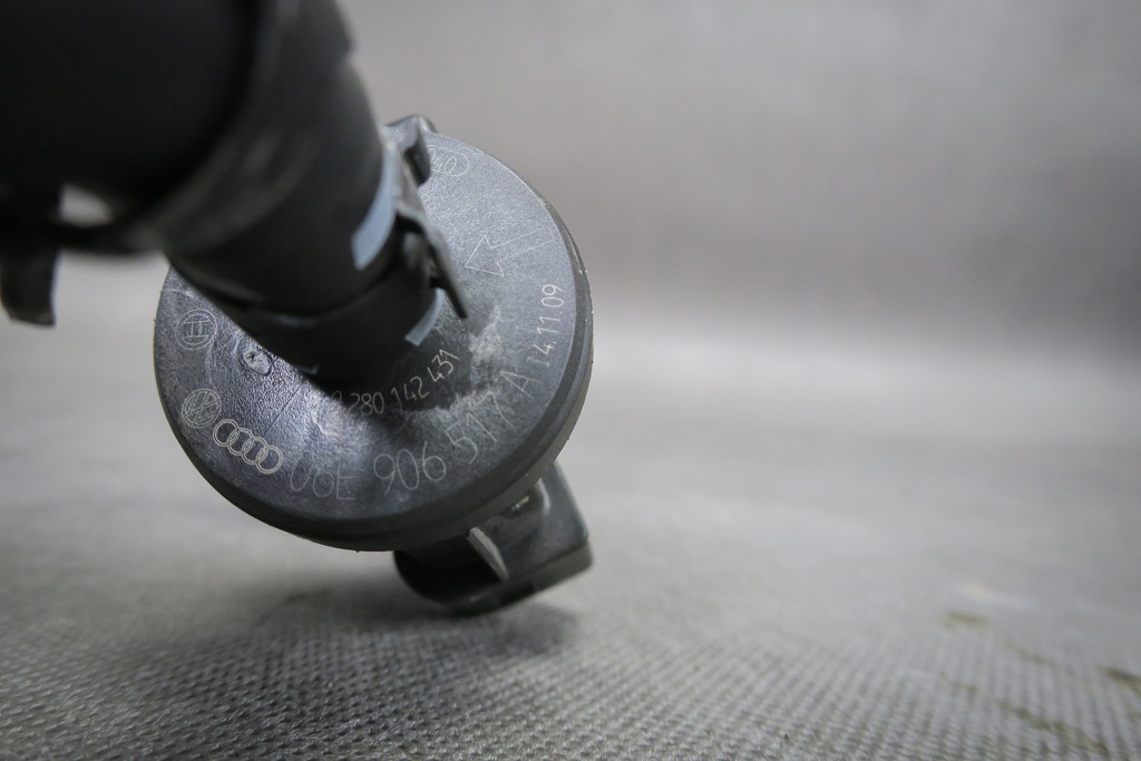 Przewód odpowietrzający Audi A8 4H 079201994P - 6678894957 - oficjalne ...