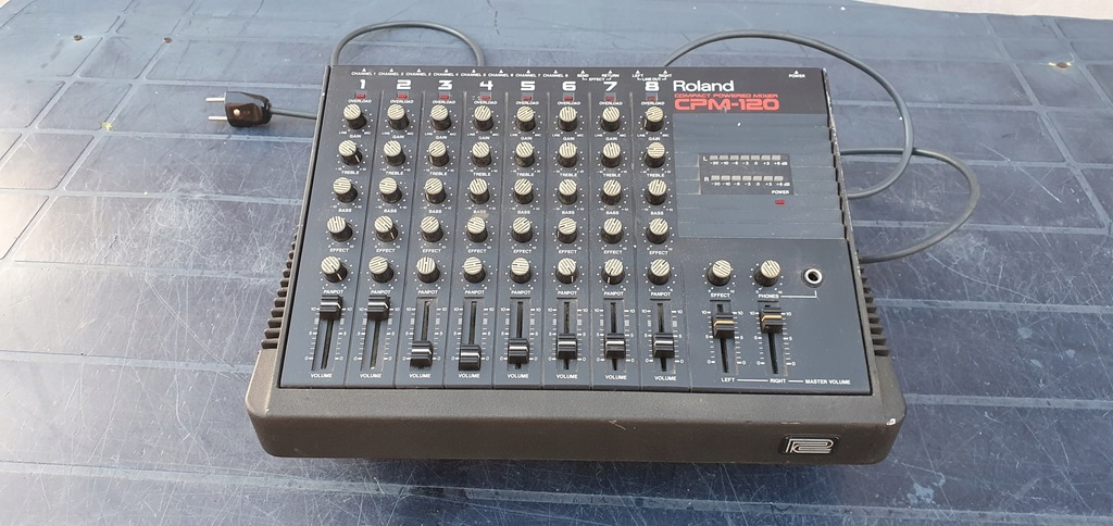 Roland CPM-120 mikser ze wzmacniaczem - 13325826022 - oficjalne archiwum Allegro