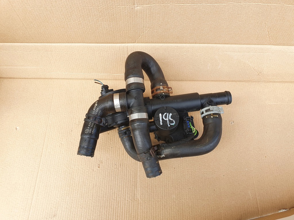 POMPKA OBIEGU WODY 0028308584 MERCEDES W212 W639 - 12559195427 ...