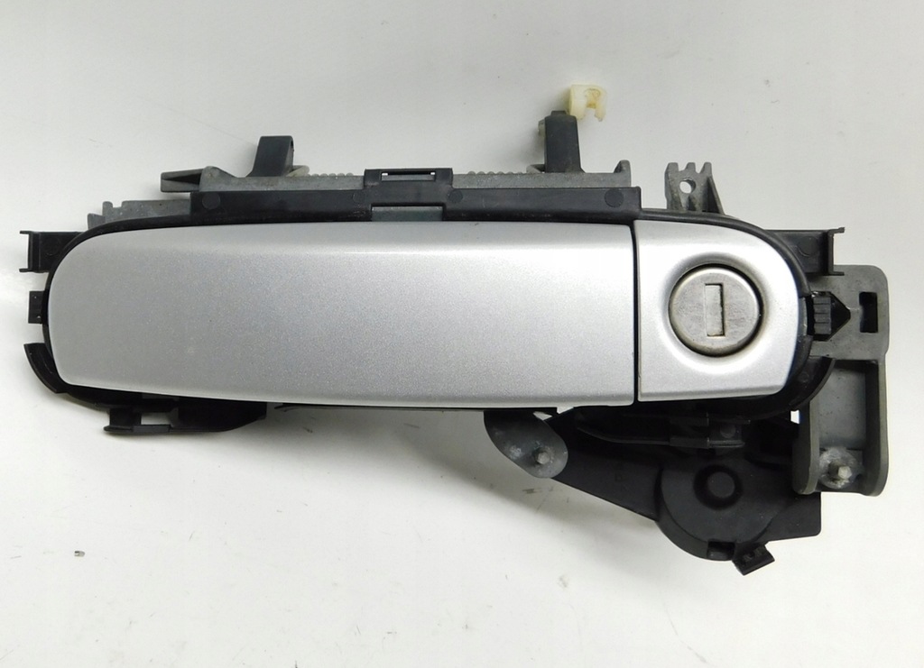 KLAMKA LEWA PRZÓD LY7W - AUDI A3 8P lift 5d Sportback 05-08 - 15412394887 - oficjalne archiwum ...