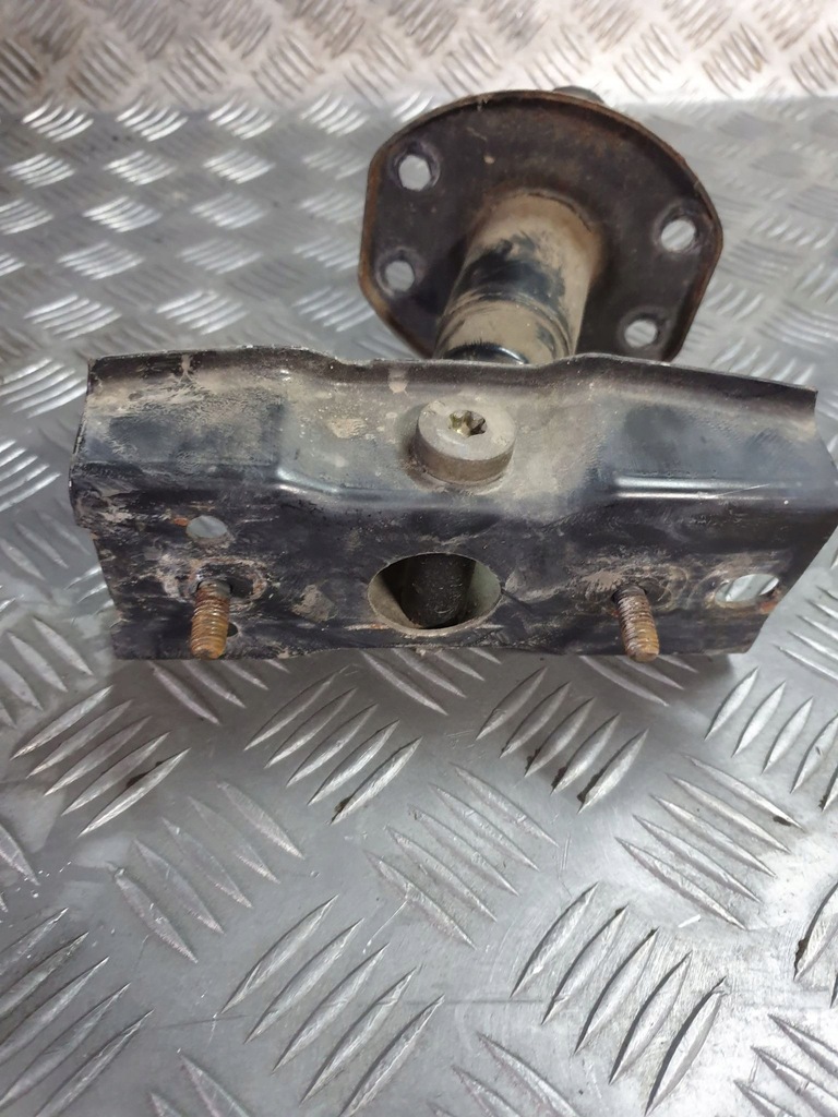 ODBÓJ ZDERZAKA PRZEDNIEGO BMW E36 COMPACT - 12679472969 - oficjalne archiwum Allegro